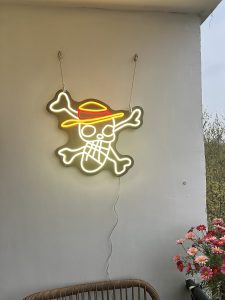 One Piece inspired Straw-hat Jolly Roger Luffy self drawn LED neon Sign ...